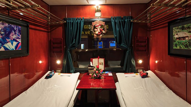 10 Most Luxurious Train Journeys Across Asia - Truly Classy