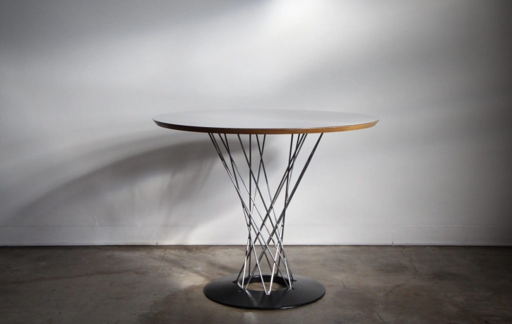 The Iconic Minimalist Furniture Designs of Isamu Noguchi - Truly Classy